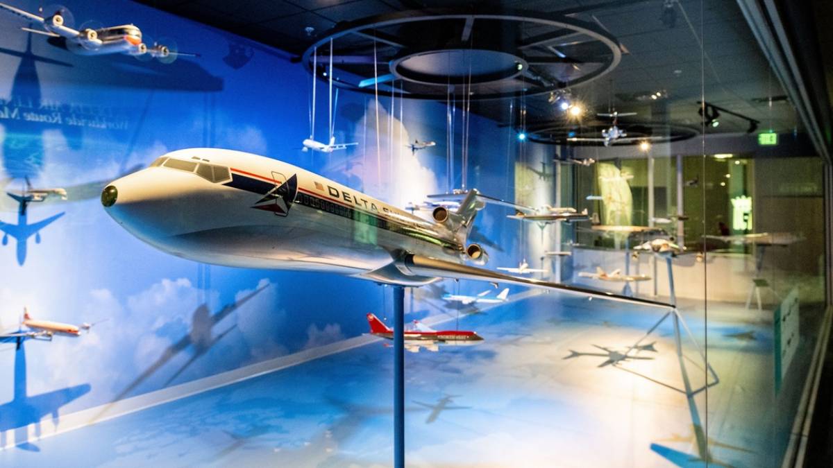 Delta celebra 100 años y renueva su icónico museo en Atlanta – tres60 ...
